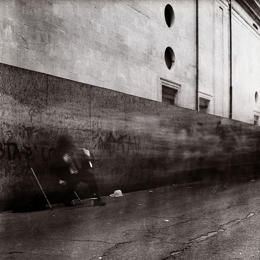 Roberto De Mitri’s “City of Ghosts” – On Art and Aesthetics