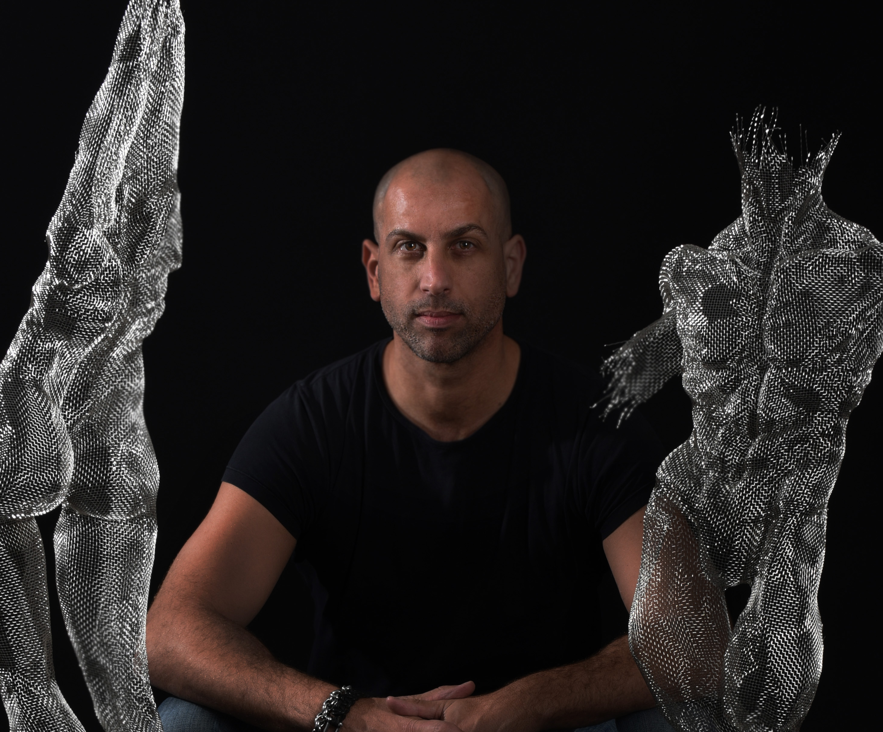 “Strong Men and Women”: Bodies of Metal Mesh by Ofer Rubin – On Art and ...