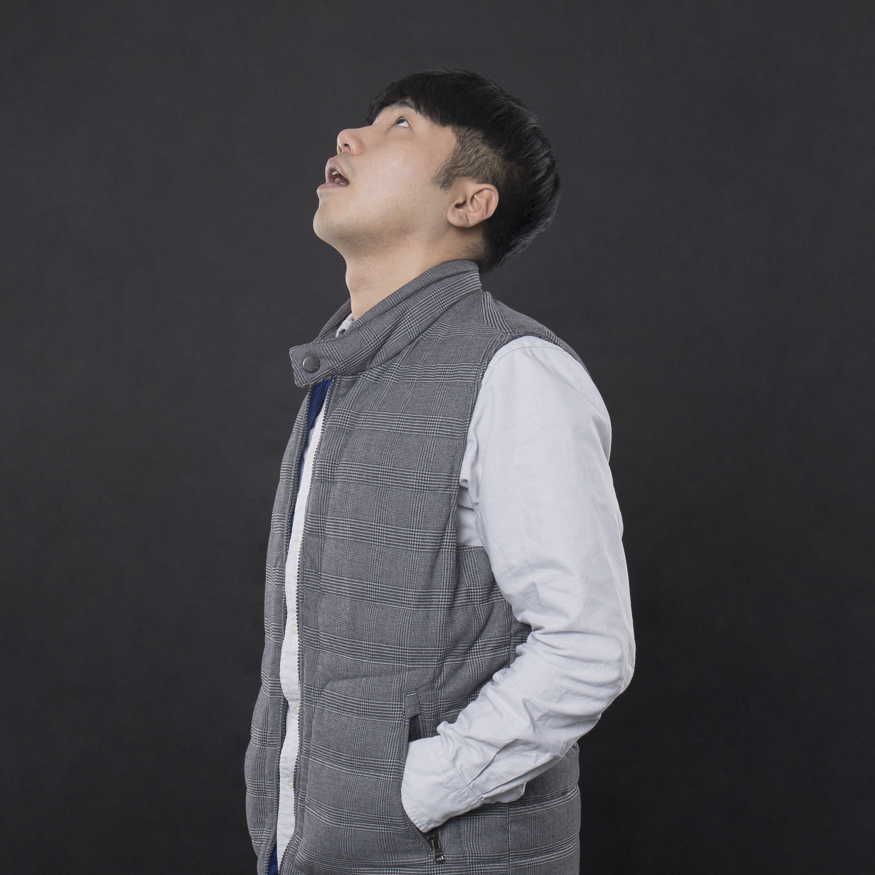 “The Comforter” by Wonjun Jeong: Boredom, Anxiety, a Blanket and the City – On Art and Aesthetics