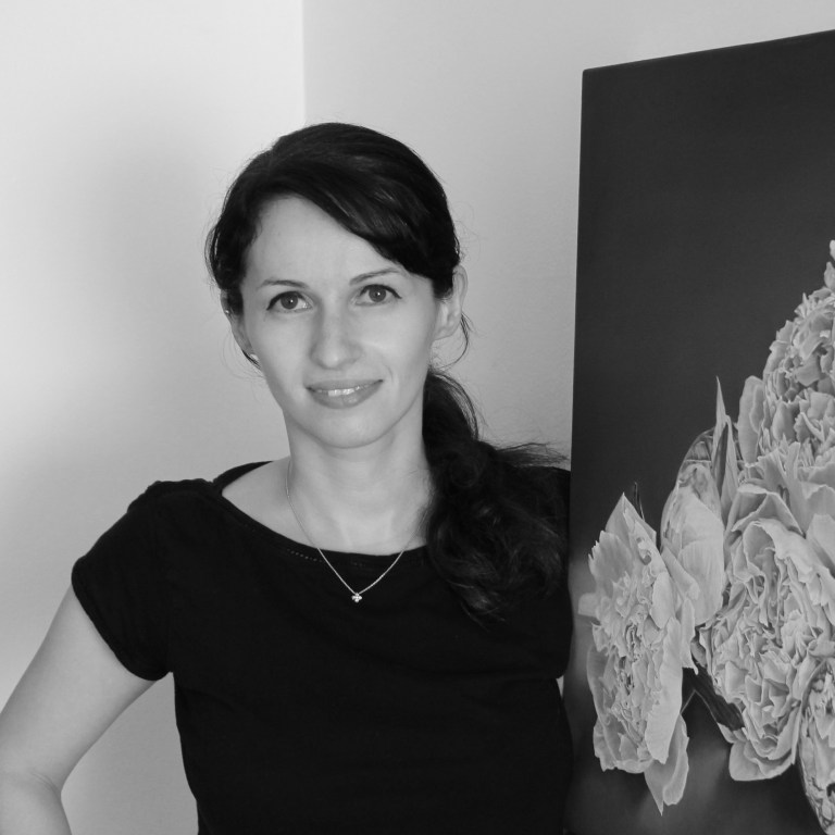 A Calming Distraction: Works by Alexandra Averbach – On Art and Aesthetics