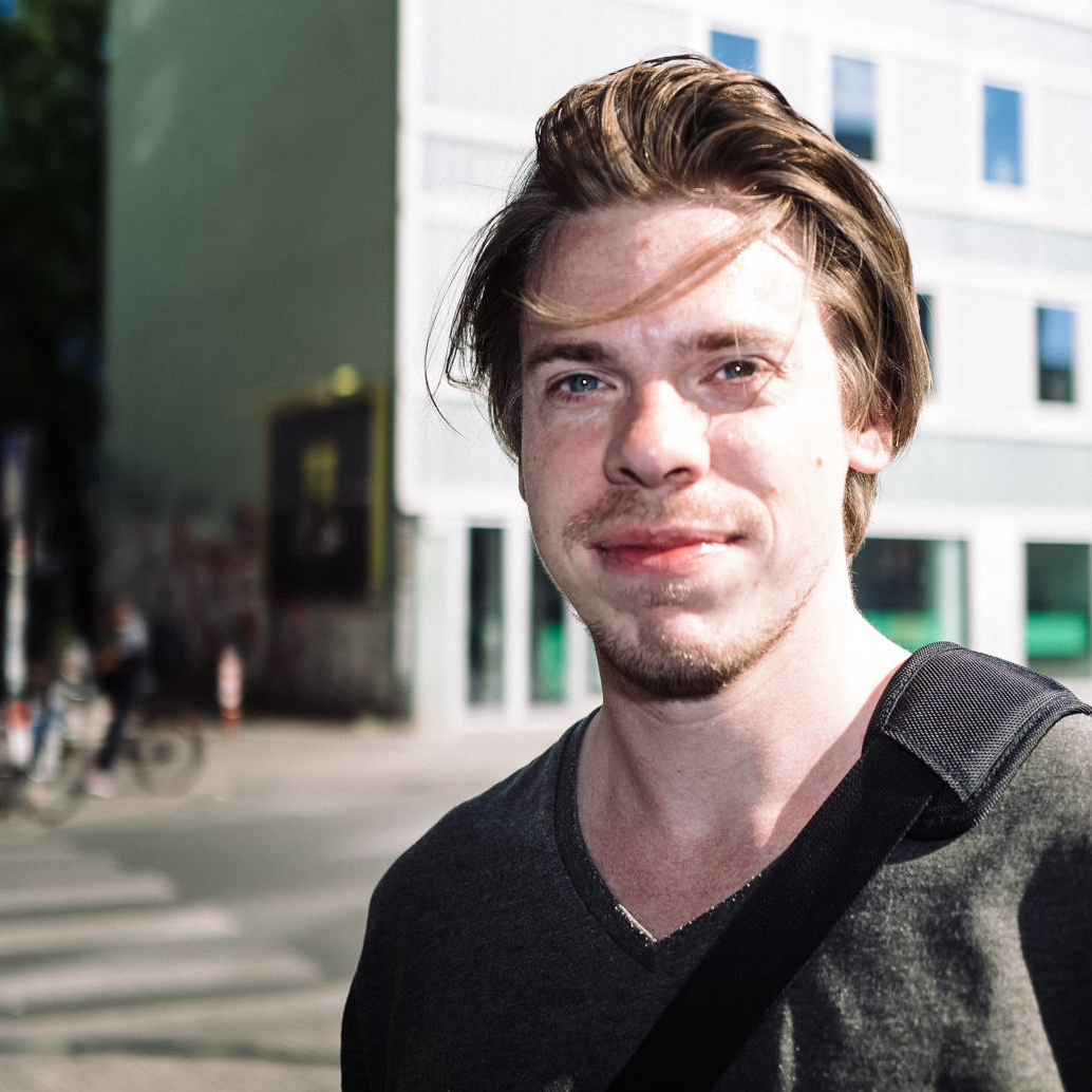 “Berlin After Dark”: Sebastian Jacobitz Captures the Ku’Damm Shopping ...